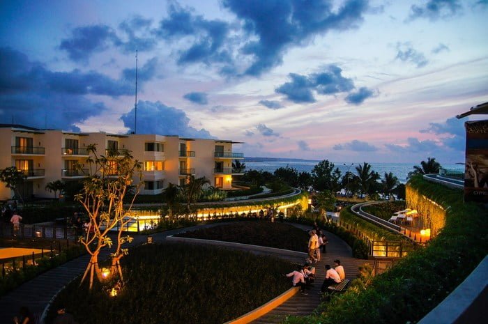 Beachwalk Bali Tempat Shopping dan Nongkrong Terbaik di Bali